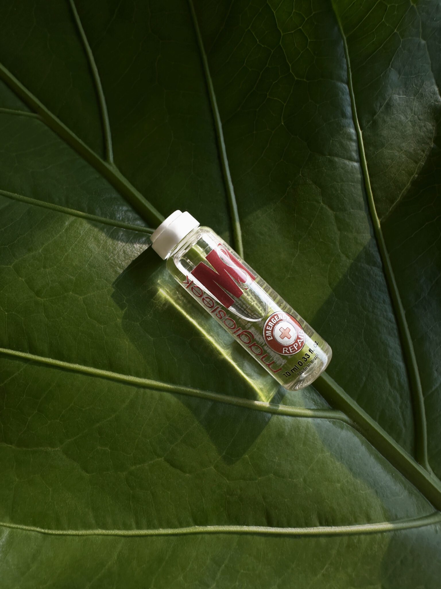 Discover Magic Sleek Deep Conditioning: Vibrant Hair Care